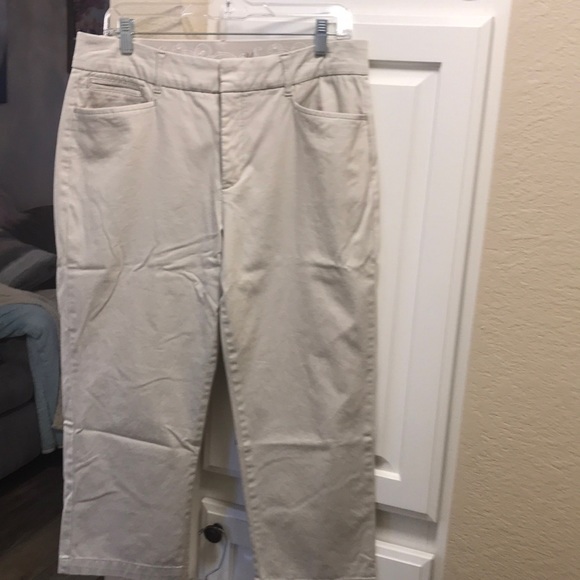 JM Collection | Pants & Jumpsuits | 3 For 5 Jm Collection Khaki Cropped ...